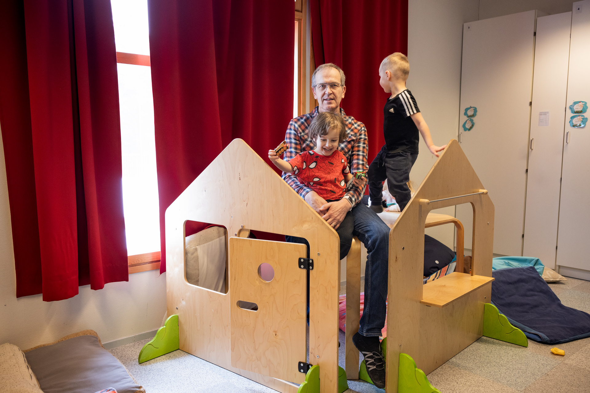 Varhaiskasvatuksen opettaja Jukka – ”Varhaiskasvatuksessa opetetaan ...